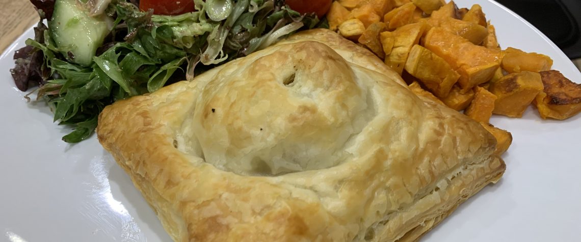 Curried Chickpea and Mushroom Pasty - The Plant based dad